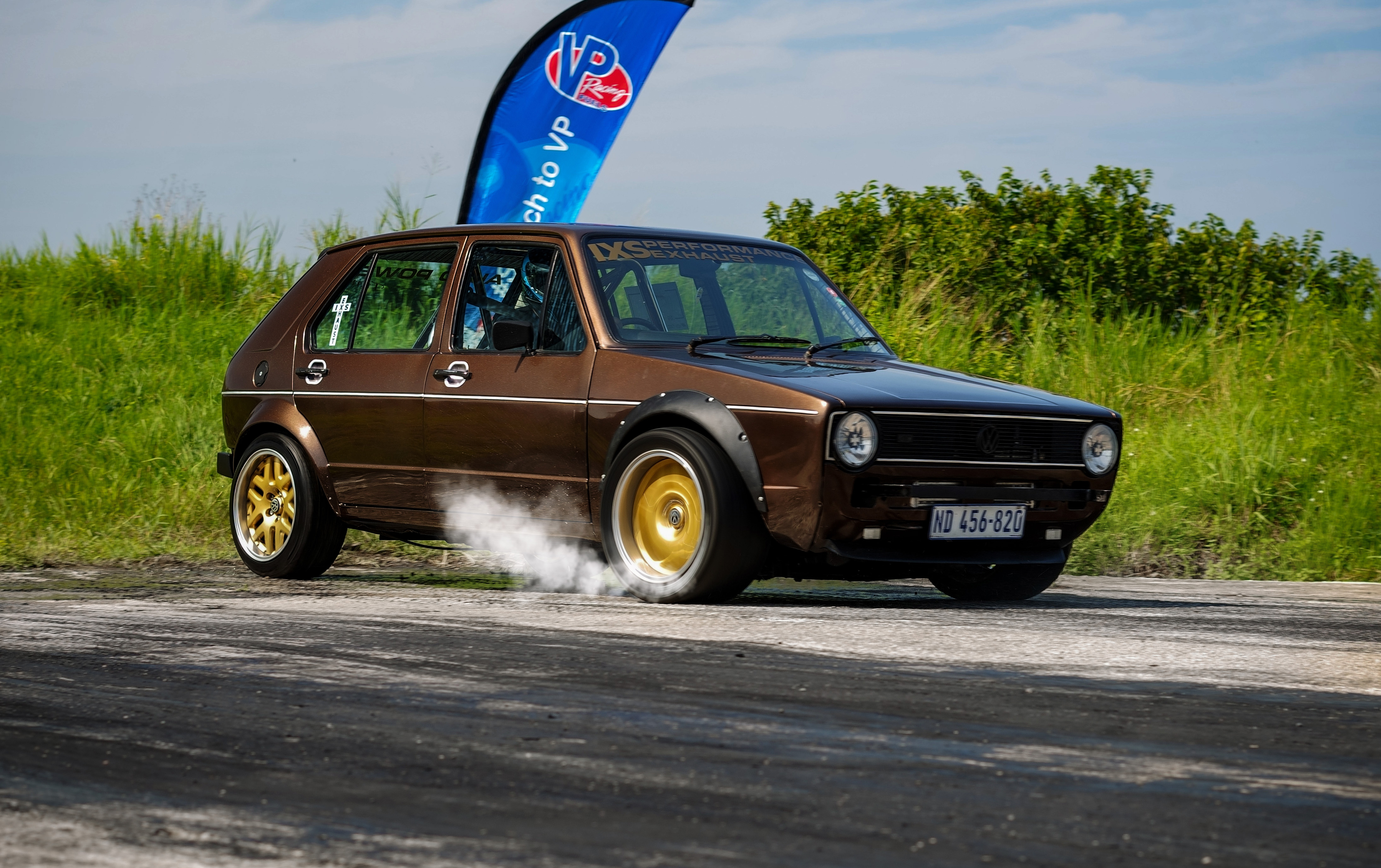 Restomod Gas Magazine ThrowDown at Dezzi Raceway